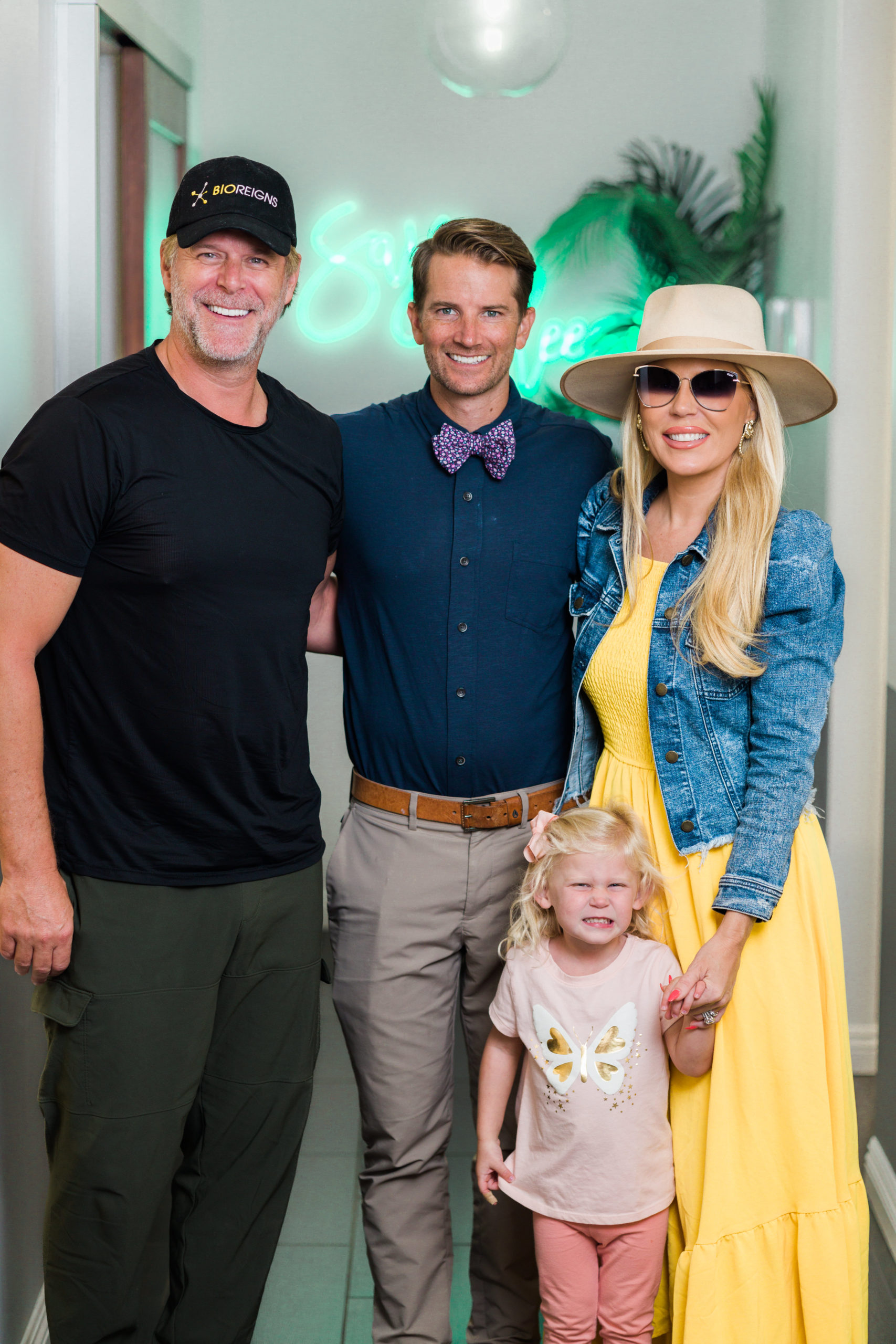 Veneers on Crowded Teeth | Fix Crowded Teeth at Hales Aesthetic